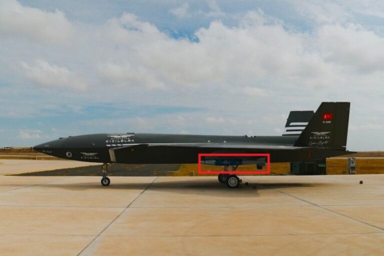 شبيهة “F-16” التركية.. “بايكار” تختبر بنجاح مسيّرتها القتالية “Kizilelma” باستخدام قنبلة “TEBER ...